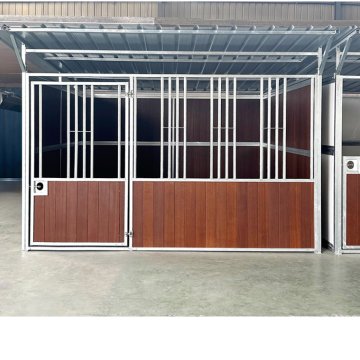 Mobile stable Temporary horse shelter